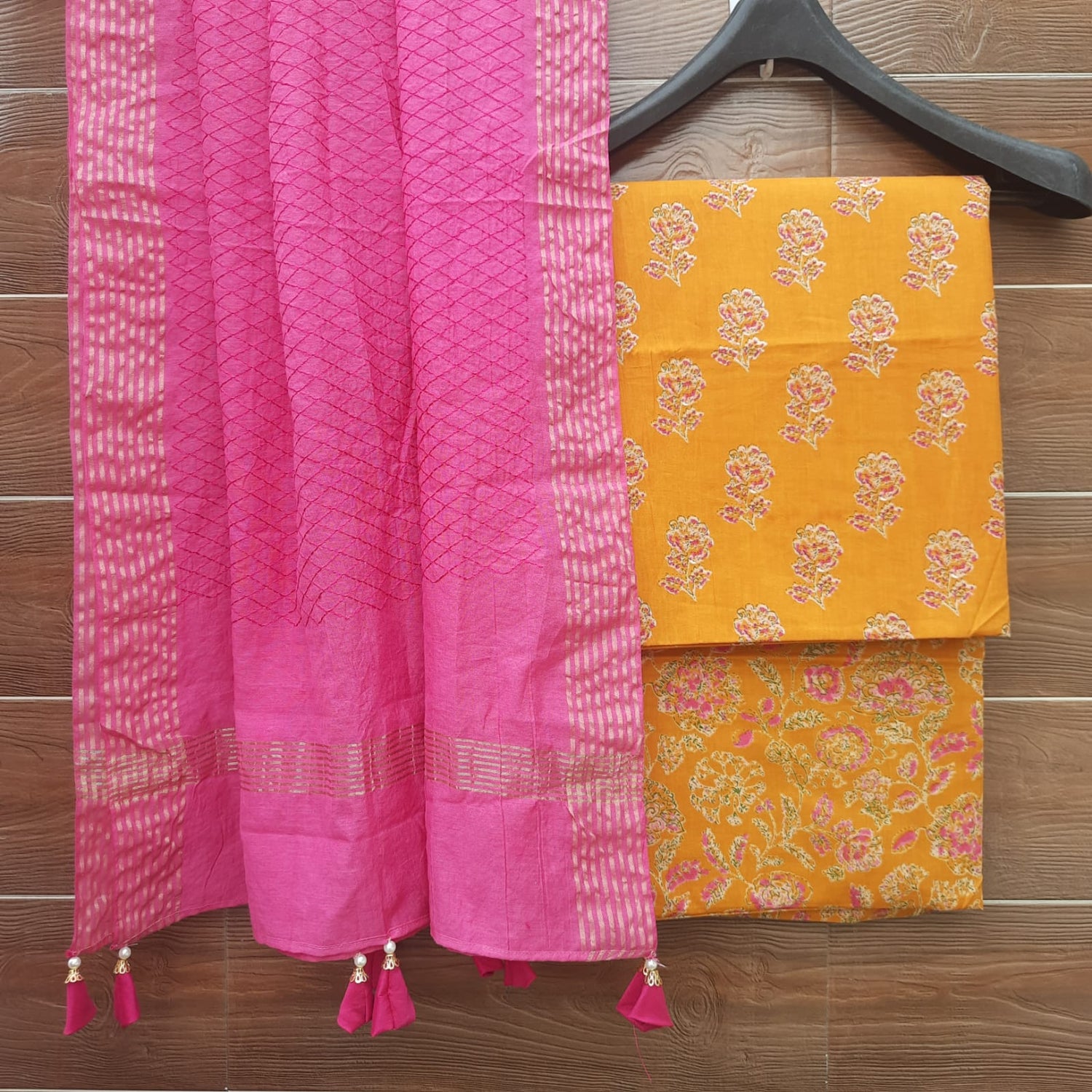 Women's Dress Material Online: Buy Ladies Cotton Dress Materials ...